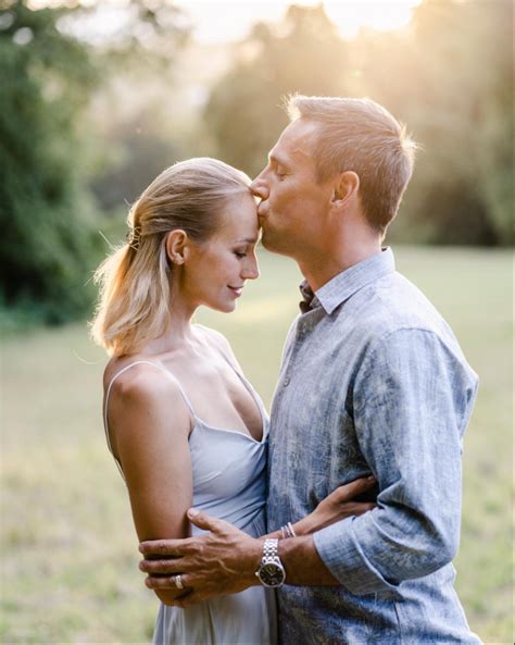 Galerie Roman Vojtek Omdlel U Porodu Manželka Ho škrtila Foto 1 Bleskcz