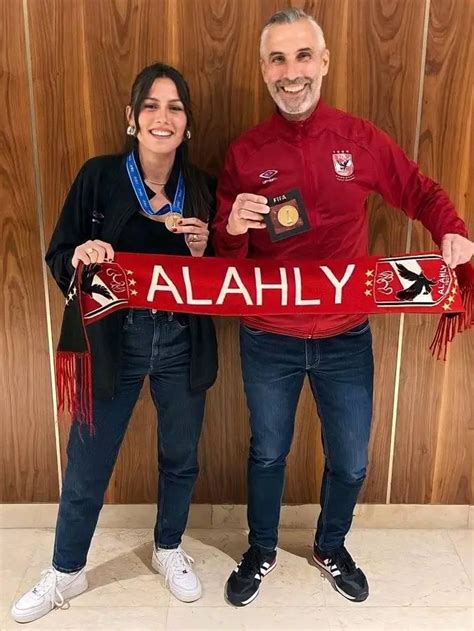 أليسيا ميشيل يانكون Alicia Yanncon