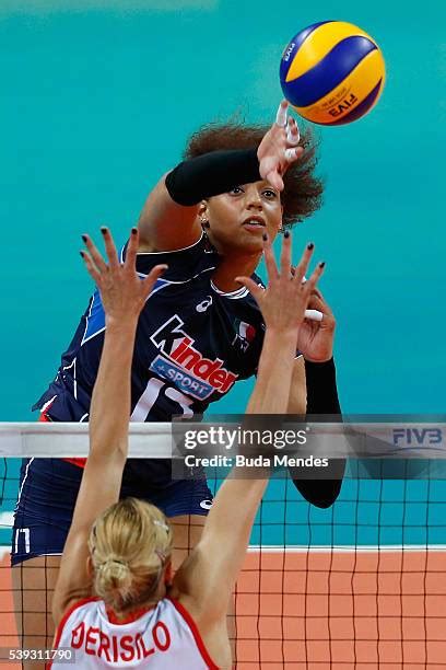 29 Ivana đerisilo Photos And High Res Pictures Getty Images