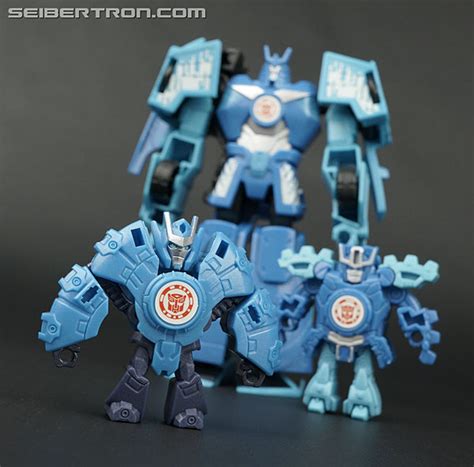 Transformers Robots In Disguise Blizzard Strike Slipstream Toy Gallery