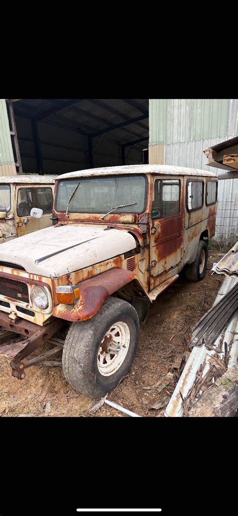 2x 1982 Fj47 Troopy An Hj47 Troopy