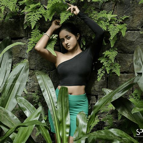 Sneha Mathew 🍩🤤 R Mallubabes