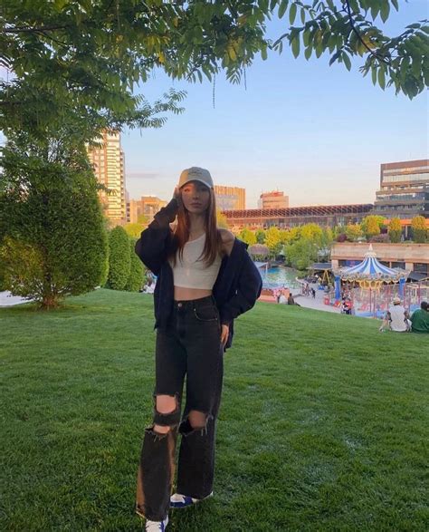 Which Style Do You Like Better Giulia Sirbu Singer