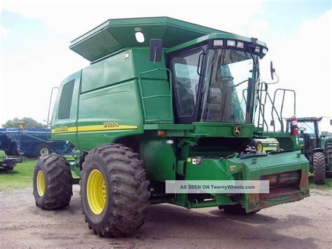 2005 John Deere Jd 9760 Sts Combine Tractor