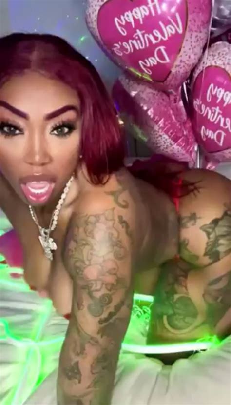 Jansdifferent Shesfreaky