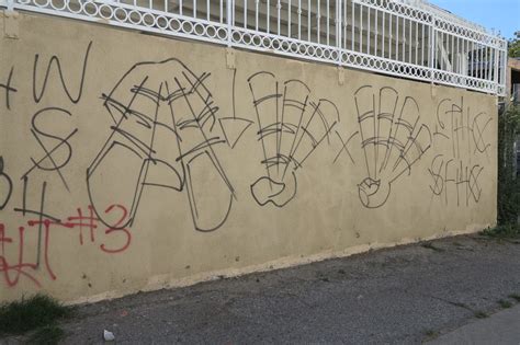 Hoover Crips Graffiti At Audrey Begay Blog