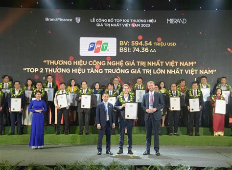 FPT đạt Top Thương hiệu tăng trưởng giá trị lớn nhất Việt Nam FPT Schools