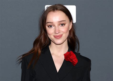 Phoebe Dynevor Shares Fate Of Bridgerton Character In Season 3