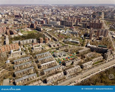 Edificios Rusos Viejos Y Nuevos Imagen De Archivo Imagen De Rusia