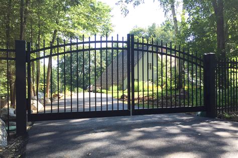 Aluminum Driveway Gates