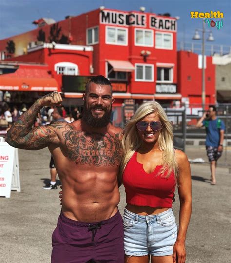 Dave Driskell Workout Routine And Diet Plan Workout Video Instagram Photos 2019 Health Yogi