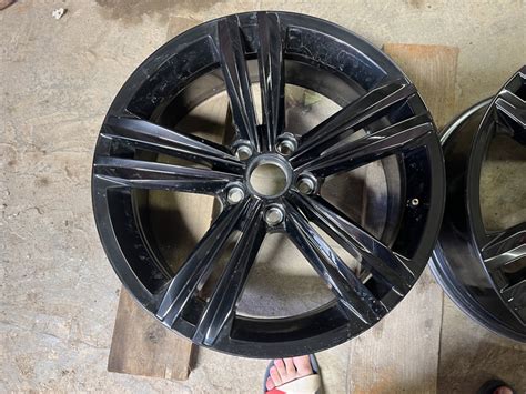 Литые диски VAG 7Jx18 ET43 5x112 на Volkswagen Golf Mk7, Volkswagen ...