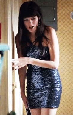 Mandy Milkovich Gifs Page Wifflegif