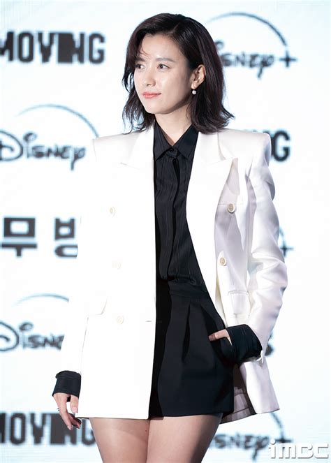 포토 한효주 돈까스 사장님 포스