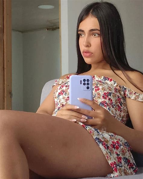 Discover Trending Posts By Top Webcam Models Nudevista