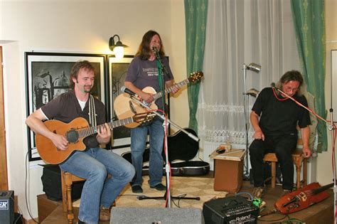 Ivan Hlas Vinotéka Galerie A Klub Kotýnek Přelouč