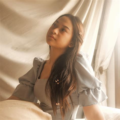 Raissa Anggiani Kumpulan Lirik Lagu Lirik Lagu Rs