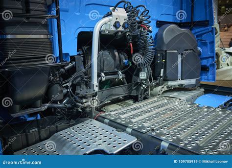 Pin Socket On Chassis Mount 9 Pin Connector For Vacuum Tube Vintage