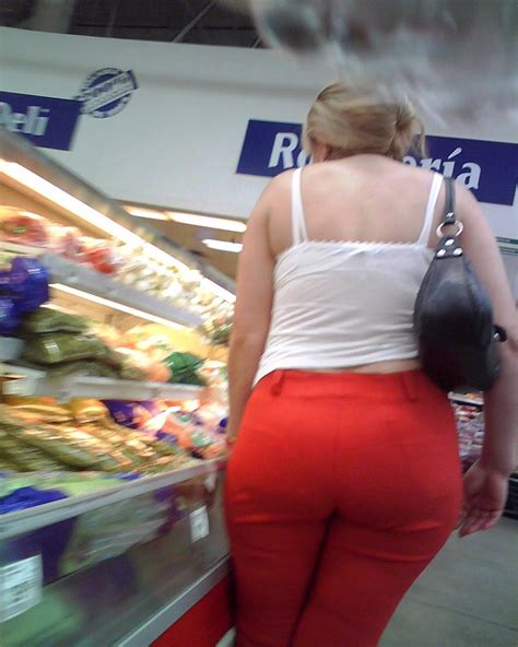 Mature Wearing A Big And Beautiful Ass