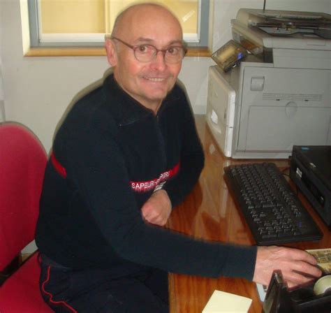 Saint Just La Pendue Rencontre Avec Le Chef Du Centre Des Sapeurs Pompiers Le Capitaine Pascal