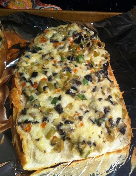 Pretty Penny Olive Cheese Bread
