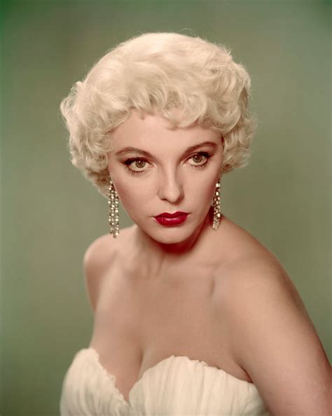 18 Rare Photos Of Young Joan Collins As A 50s Movie Star Womans World