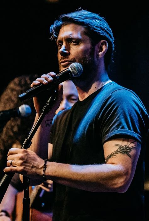 Pin By Vikki Lynn On Radio Company Jensen Ackles Jensen Ackles