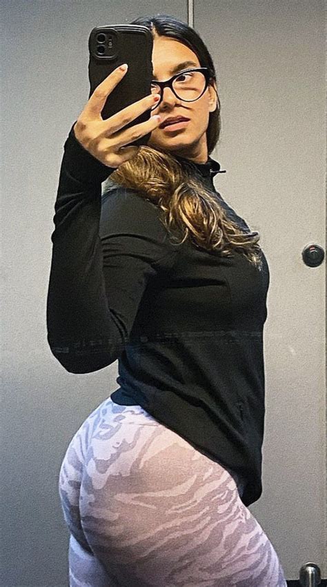 Desi Booty 🍑🍑 R Indiancelebscenes