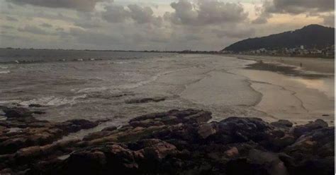 Duas Meninas Se Afogam Na Praia Em São Francisco Do Sul Portal São