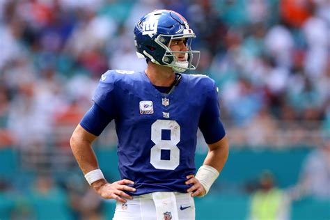 Former Steelers Star Takes Massive Shot At Giants Daniel Jones Newsweek