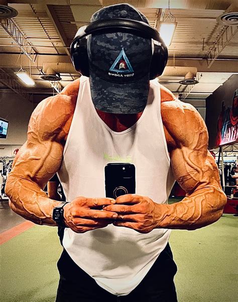 15 Weeks Out First Comp Mens Physique 39 Years Old Rbodybuilding