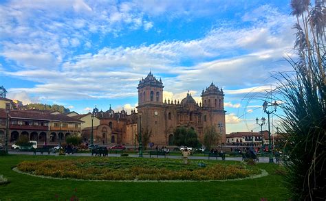 Plaza De Armas De Cusco Cusco Mágico