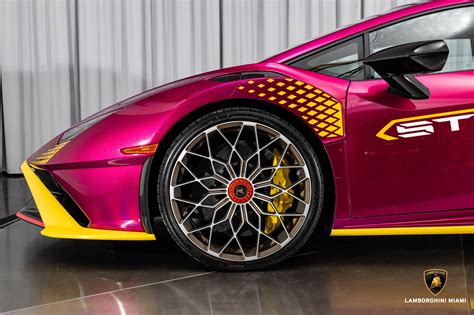 Viola Bast Giallo Belenus Lamborghini Huracán Sto Lp640 2