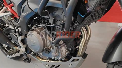 Qjmotor Tourino 250 Dx Vs Morbidelli T252x Duel Adventure 250 Cc