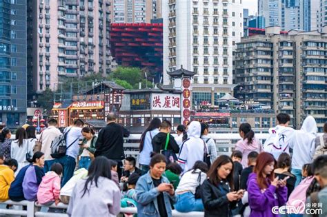壮观！重庆千厮门大桥 五一”假期封桥迎客 搜狐大视野 搜狐新闻