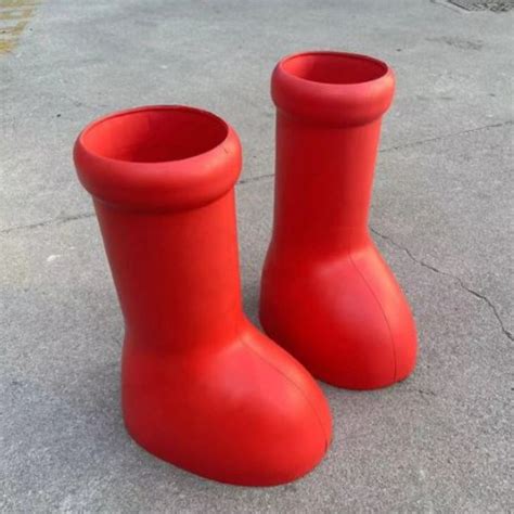 Big Red Rubber Boots Seaool