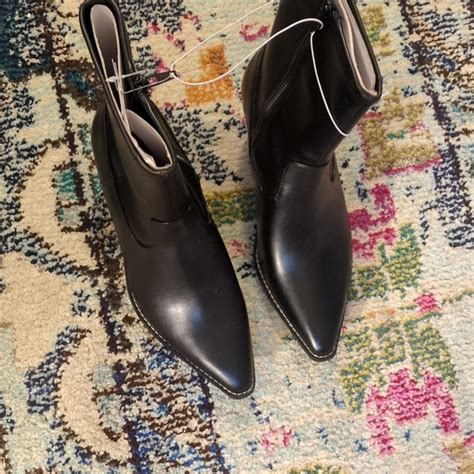 Universal Thread Shoes Black Booties Pointed Toe 8 Half Poshmark