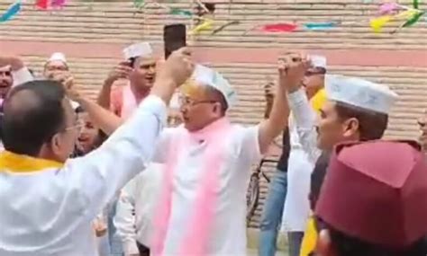 Two Back To Back Holi Milan Musical Programmes Held At Garhwal Bhawan And Nirman Vihar By