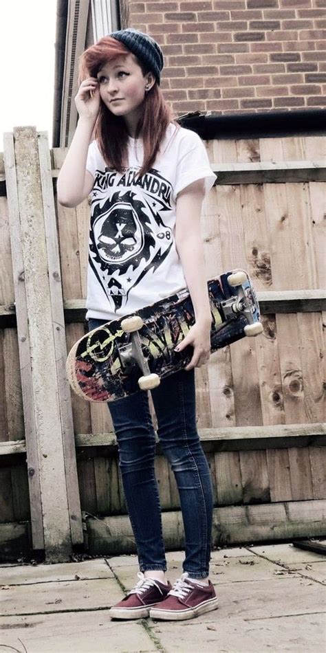 45 Notable Emo Style Outfits And Fashion Ideas Punk Looks