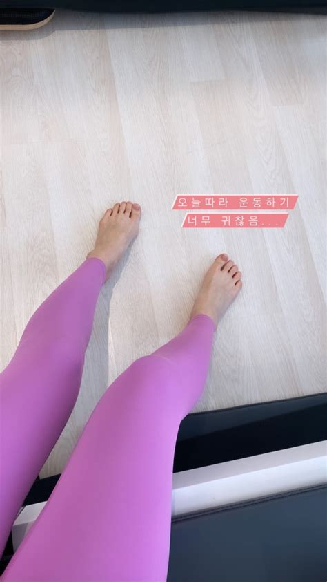 Jin Hee Kims Feet Jin Hee Kims Feet