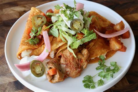 Mexican Guanajuato Style Enchiladas Mineras Recipe Dobbernationloves