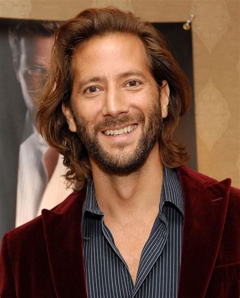 Henry Ian Cusick Ecured