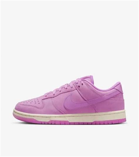 Nike Dunk Low Premium Mf Dv7415 500 Womens Rush Fuchsia Sneaker Shoes