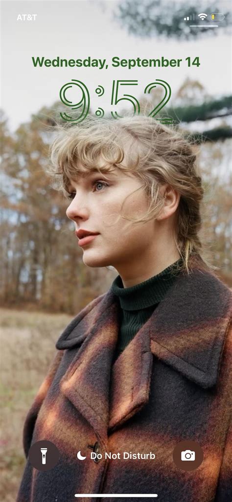 all of my ios 16 taylor swift lock screens original photos included