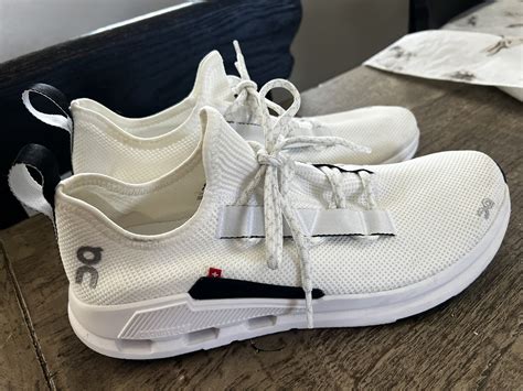 On Cloud Cloudeasy Whiteblack Sneakers Womens Size Gem