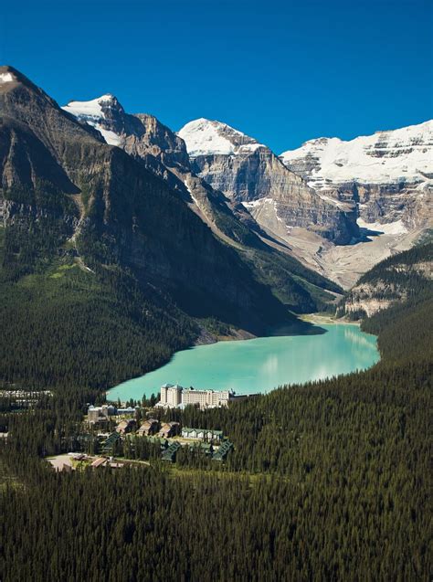 Lake Louise National Park Banff National Park In Canada Travelhome