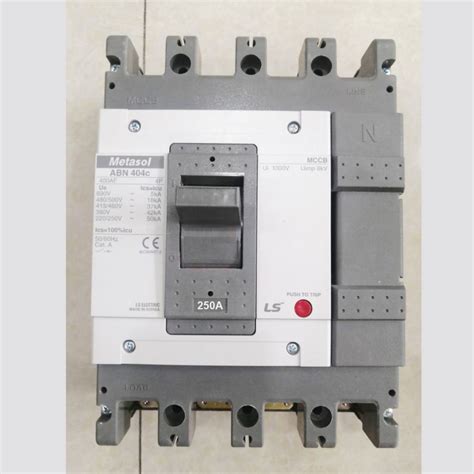 Nhà Phân Phối Aptomat Mccb Khối 4p 250a 65ka Ls Abs404c Giá Tốt
