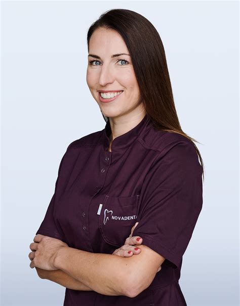 Dantų šalinimas • Novadenta