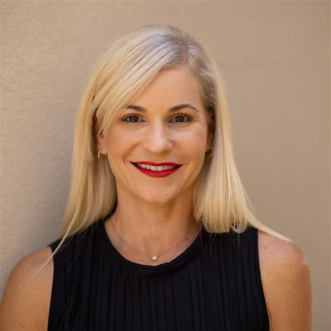 ורד שנבל Vered Schnabel