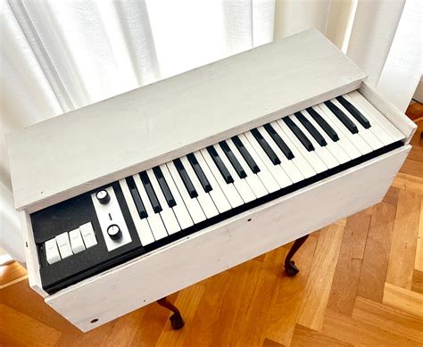 Handmade Portable Analog 60s Combo Organ With Vibrato And Reverb